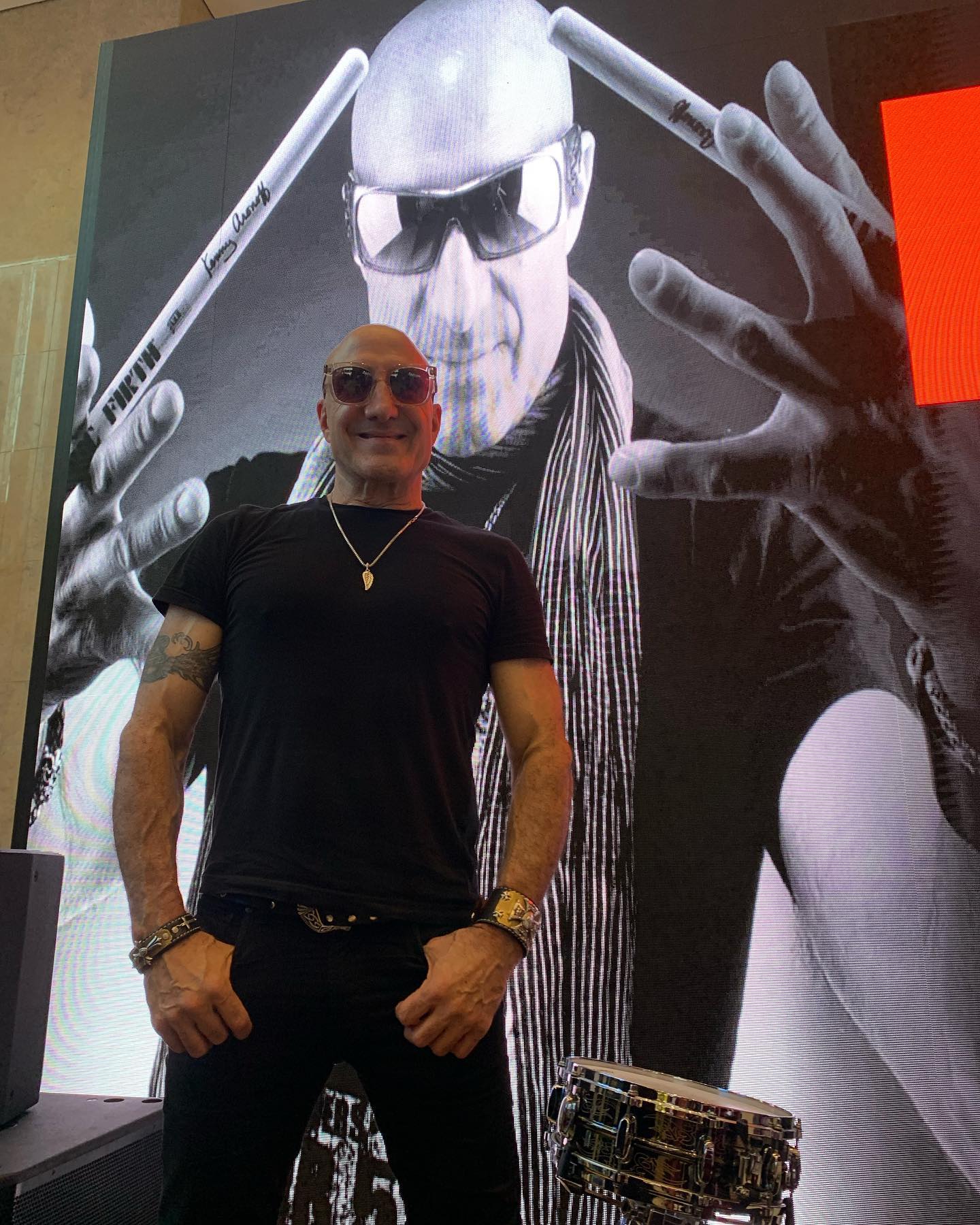 Kenny Rocks The Stages In Dubai! - Kenny Aronoff